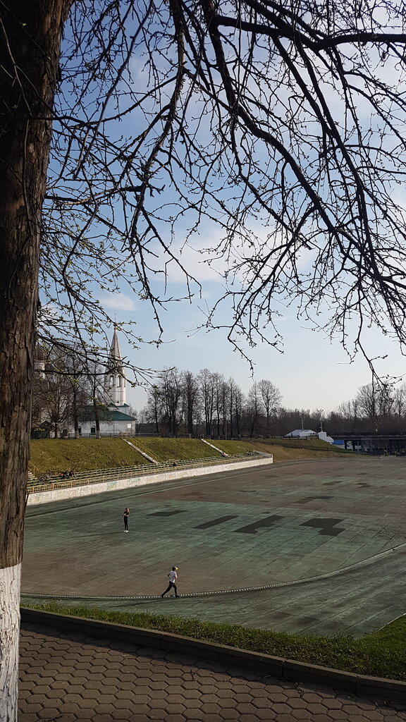 Spor alanı Sports ground, Yaroslavl, foto
