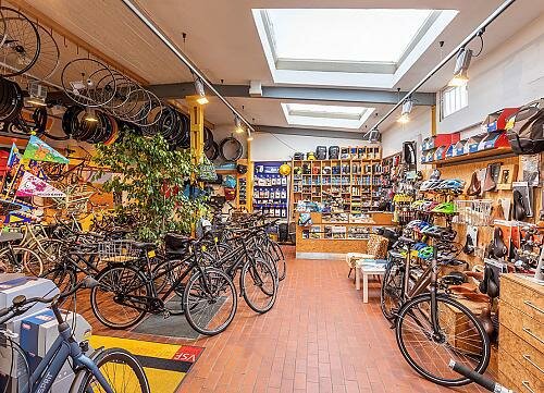 Bisiklet mağazaları Fahrradgeschäft - Auf Draht Köln, Köln, foto