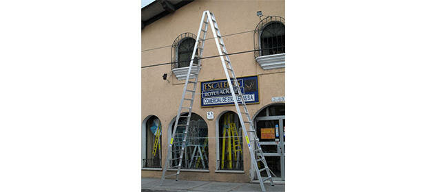 Ses ve ışıklandırma ekipmanları firmaları Comercial De Escaleras S. A., Guatemala, foto