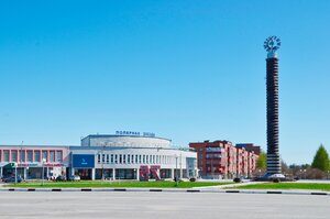 Полярная звезда (Leningradskiy Avenue No:5, Olenegorsk), kültür merkezleri  Olenegorsk'tan