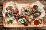 Mangal House (Zapadnoye Highway No:96/1), kafe  Magnitogorsk'tan