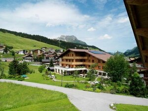 Hotel Aurora (Vorarlberg, Bludenz, Omesberg), otel  Lech'ten