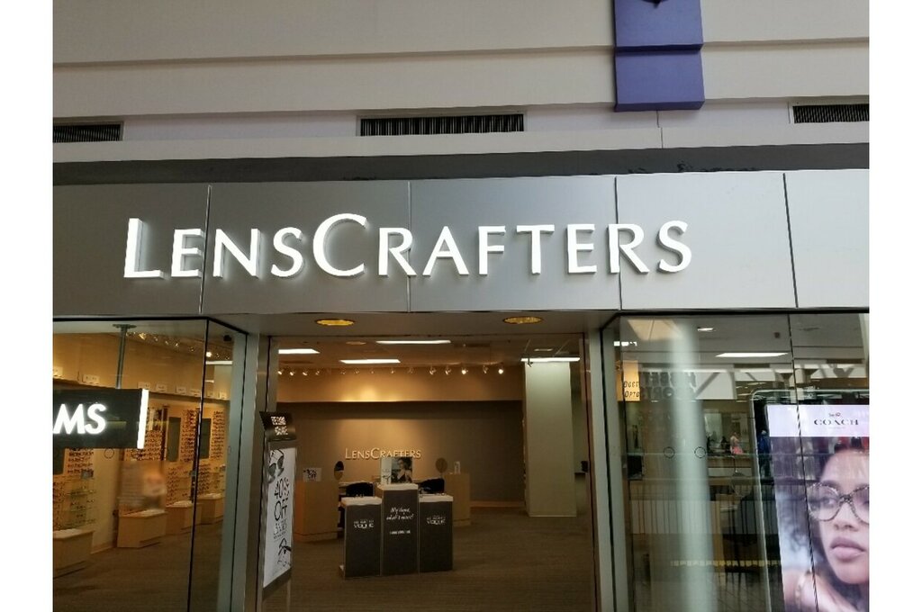 Giyim mağazası LensCrafters, Pennsylvania, foto