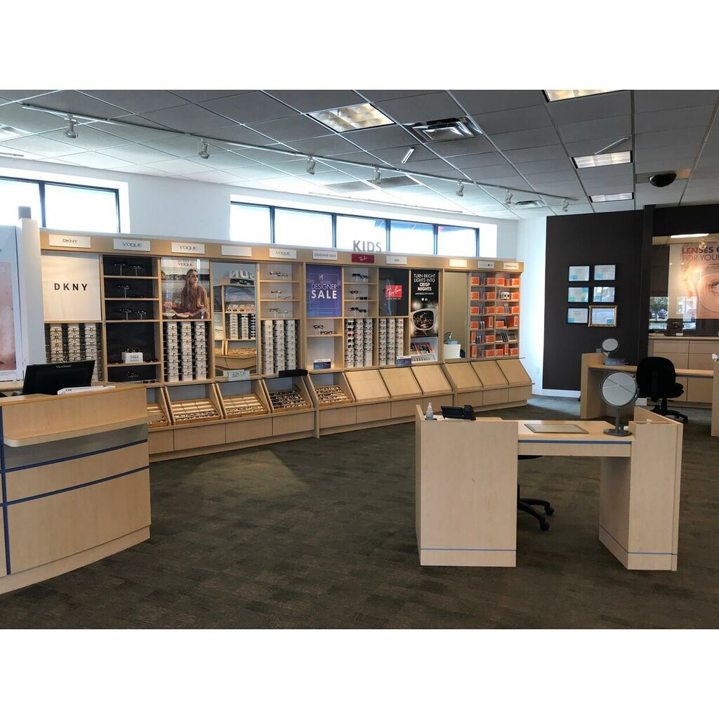 Giyim mağazası LensCrafters, Ohio Eyaleti, foto