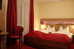 Hotel Alpina Ros Demming (Sunklergäßchen No:2, Berchtesgaden), otel  Berchtesgaden'dan