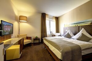 Hotel Am Badepark (Am Badepark No:5, Bad Zwischenahn), otel  Bad Zwischenahn'dan