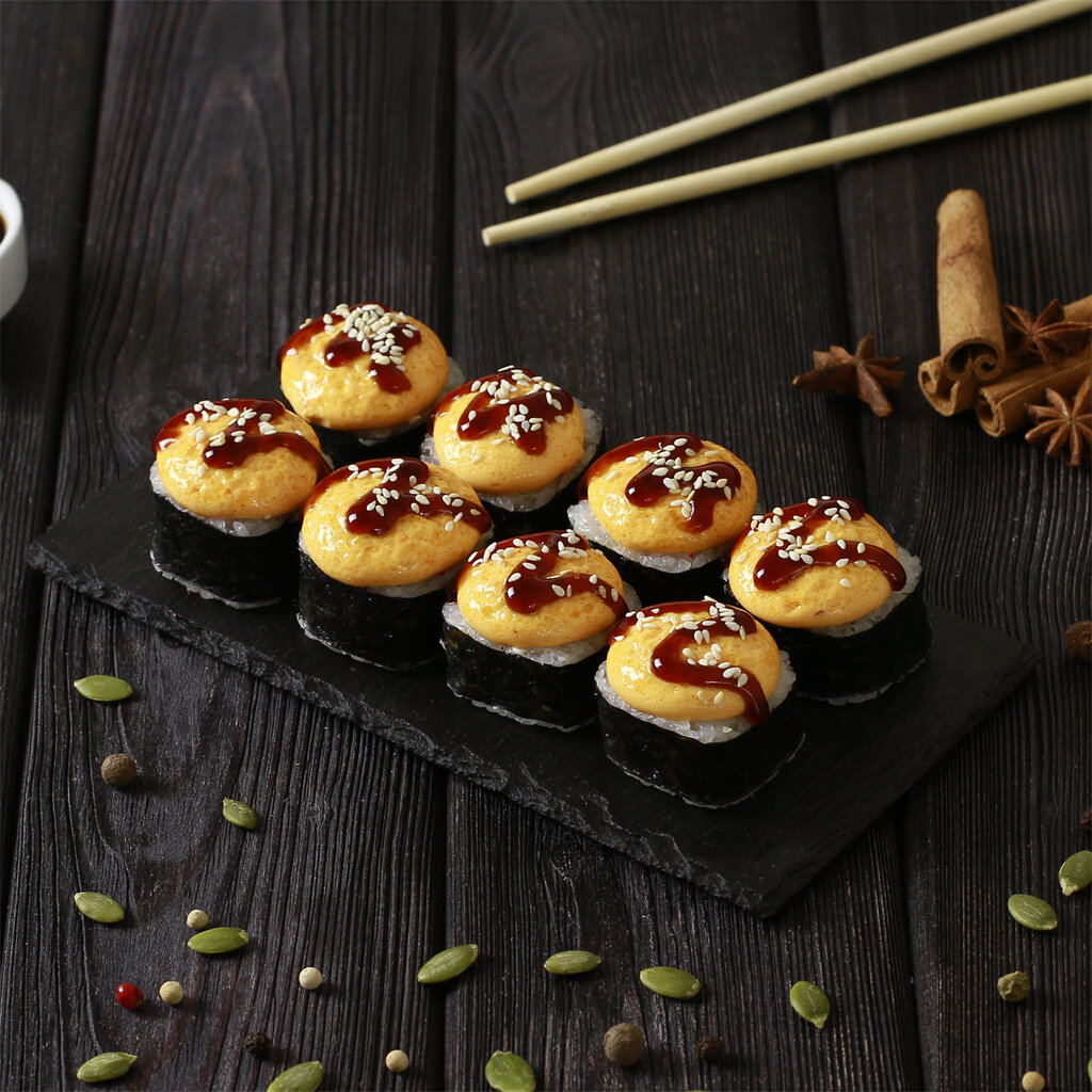 Suşi restoranı Zharim Krutim, Mejdureçensk, foto