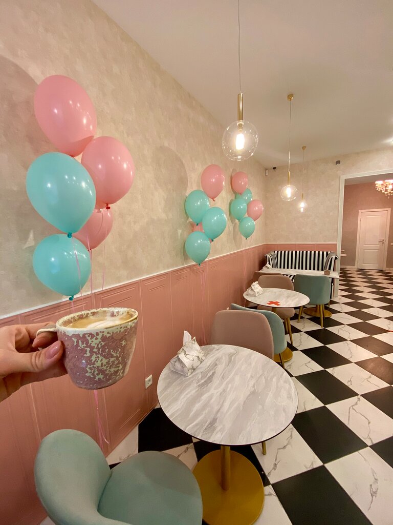 Kahve dükkanları Monocle, Saint‑Petersburg, foto