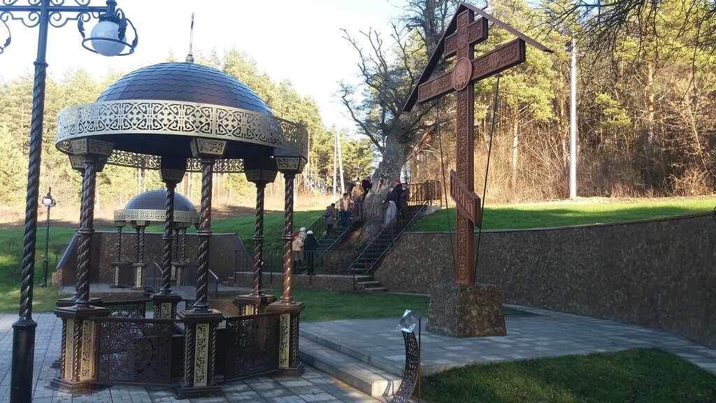 Şapel, haç anıtı Поклонный крест, Tulskaya oblastı, foto
