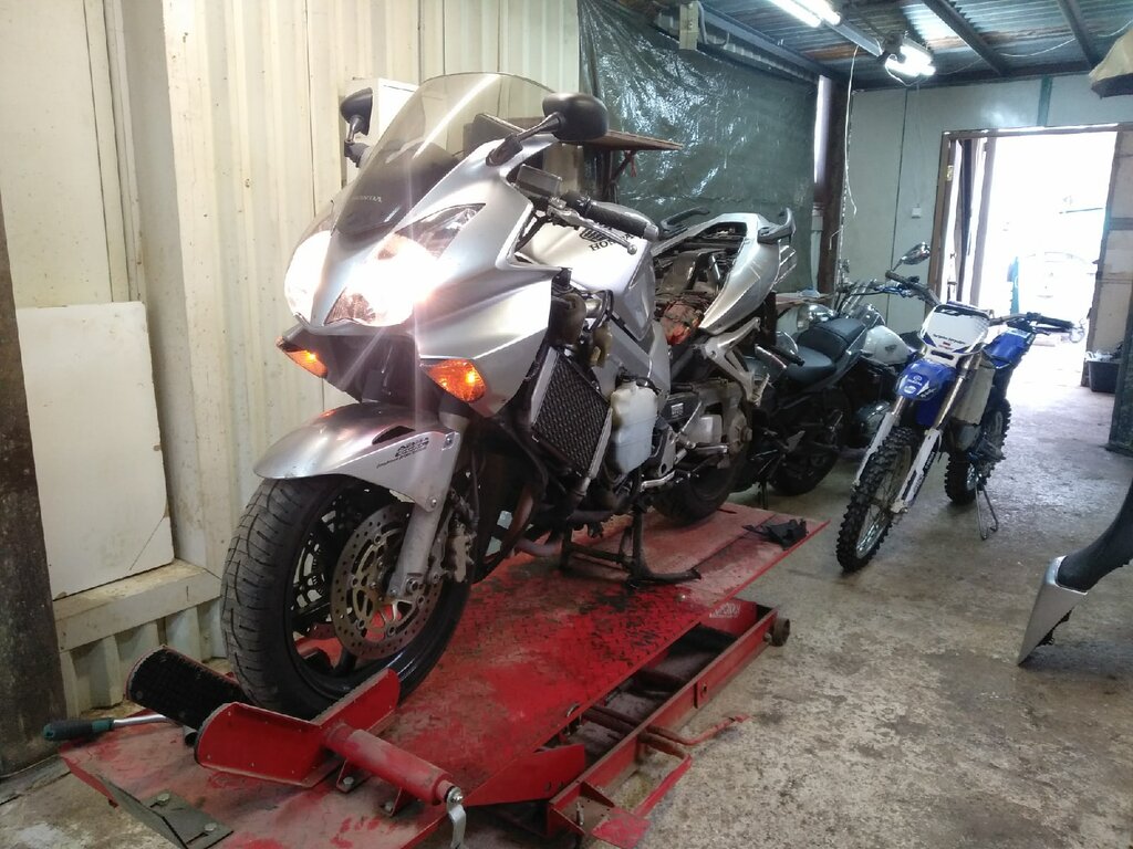Motosiklet tamiri Motoadvice, Moskova, foto