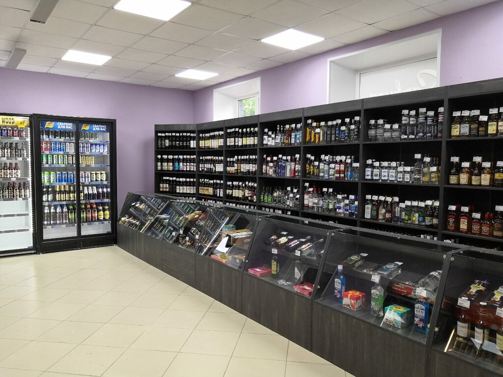 Alkollü içecekler Sambuca, Kirovsk, foto