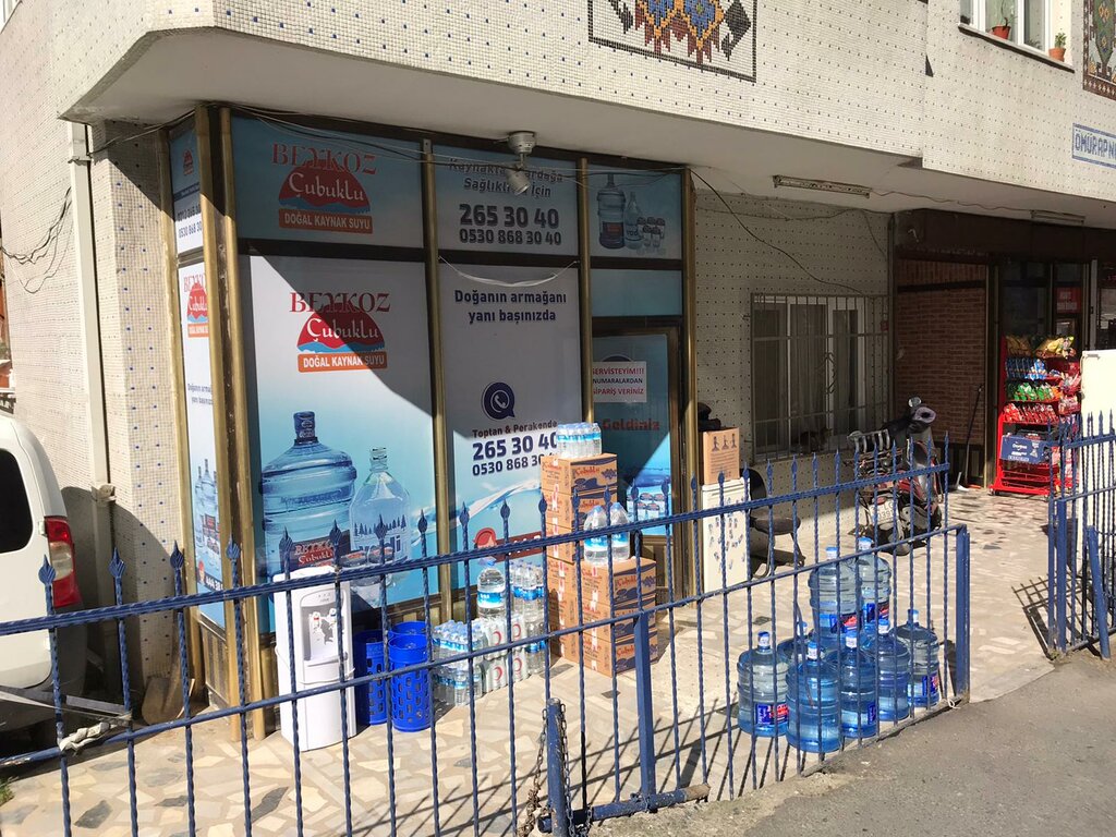 Su satışı Rumeli Hisarı Beykoz Çubuklu Su, İstanbul, foto