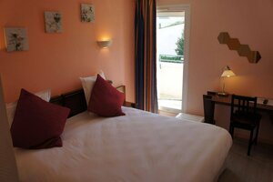 Hotel de L'Europe (Bretagne, Côtes-d'Armor, Arrondissement de Lannion, Perros-Guirec, Rue de Saint Guirec, 158), otel