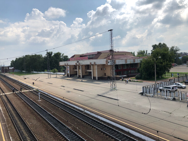 Tren garları Zheleznodorozhny vokzal Irkutsk-Sortirovochny, Irkutsk, foto