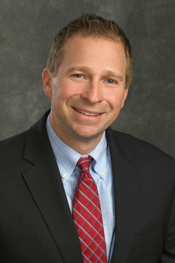 Yatırım fonu firmaları Edward Jones - Financial Advisor: Jamie Cowgill, Cfp®, Kuzey Carolina Eyaleti, foto