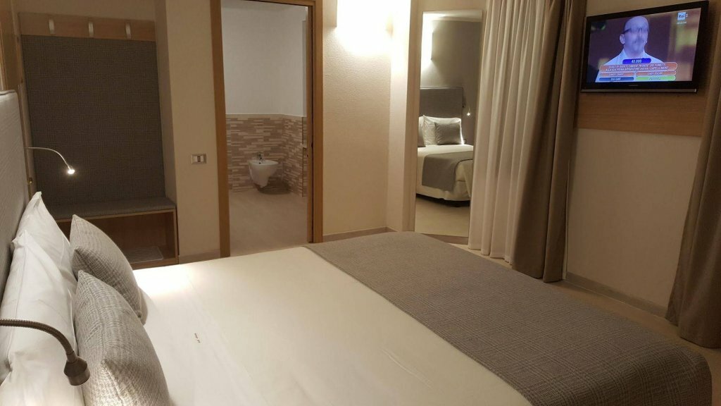 Otel Hotel Edelweiss, Aosta Vadisi, foto