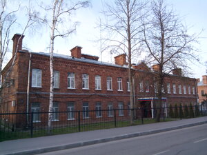 Казармы 147-го пехотного Самарского полка (Shveytsarskaya Street No:17), turistik yerler  Lomonosov'dan