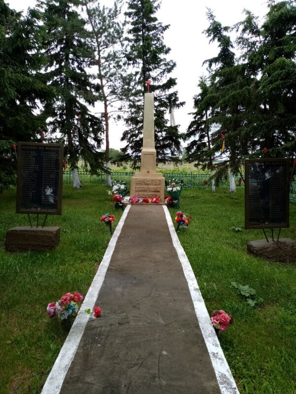 Anıt, heykel Погибшим в годы Великой Отечественной войны, Tomskaya oblastı, foto