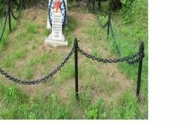 Anıt, heykel Братская могила защитников, Pskovskaya oblastı, foto