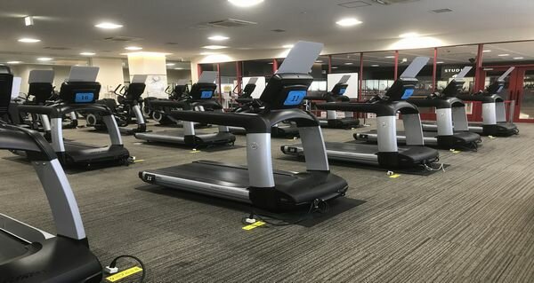 Fitness kulüpleri コナミスポーツクラブ 北浜, Osaka, foto
