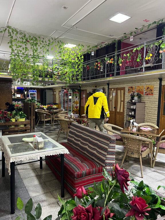 Kafe Safina Cafe, Pencikent, foto