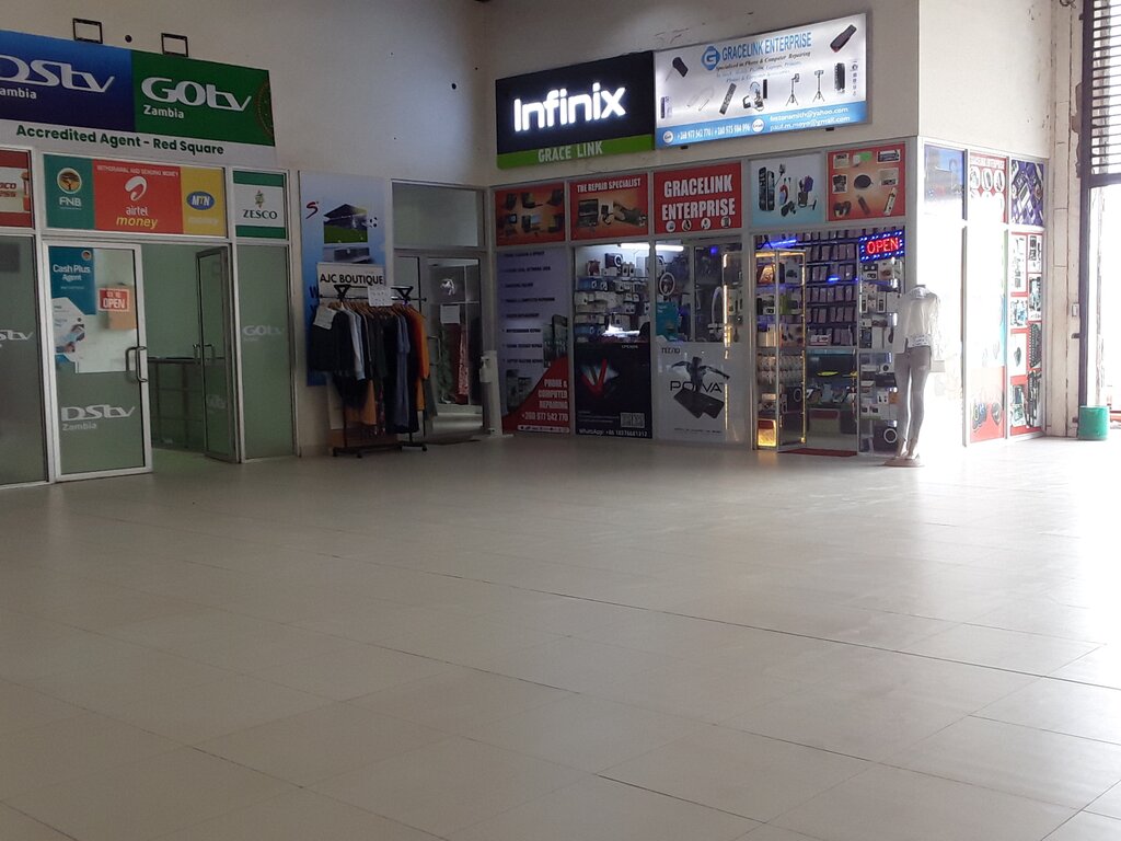Bilgisayar teknik servisleri Gracelink Enterprise, Lusaka, foto