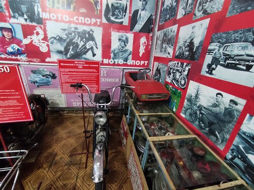 Müzeler ve sanat galerileri Automuseum, Minusinsk, foto