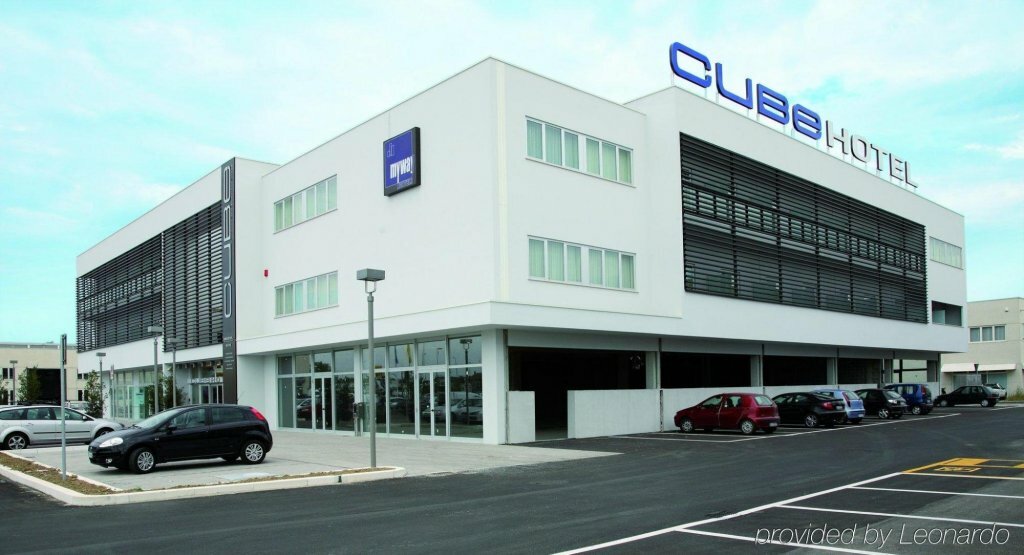 Otel Hotel Cube, Emilia‑Romagna, foto
