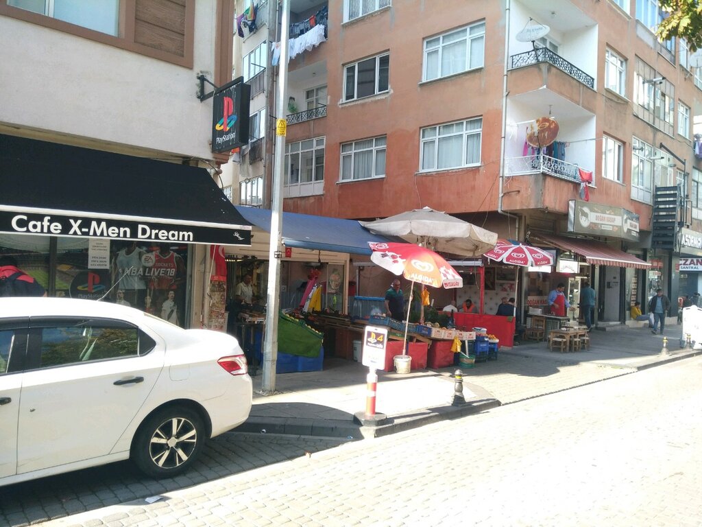 Manavlar Bizim Manav, İstanbul, foto