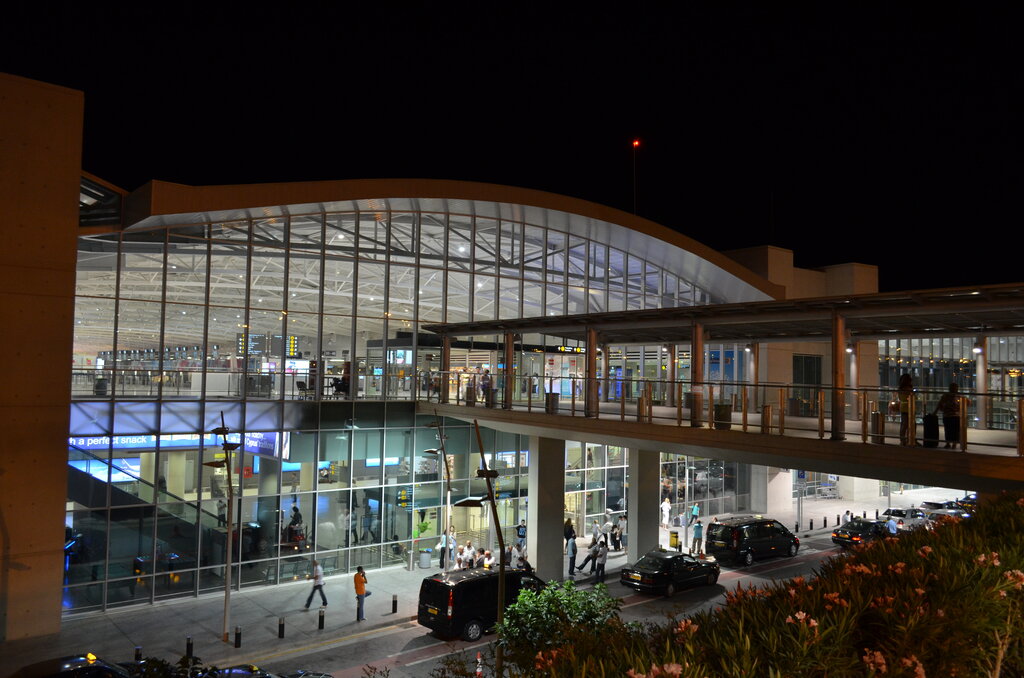 Havaalanları Larnaka Havalimanı, Larnaka İlçesi, foto