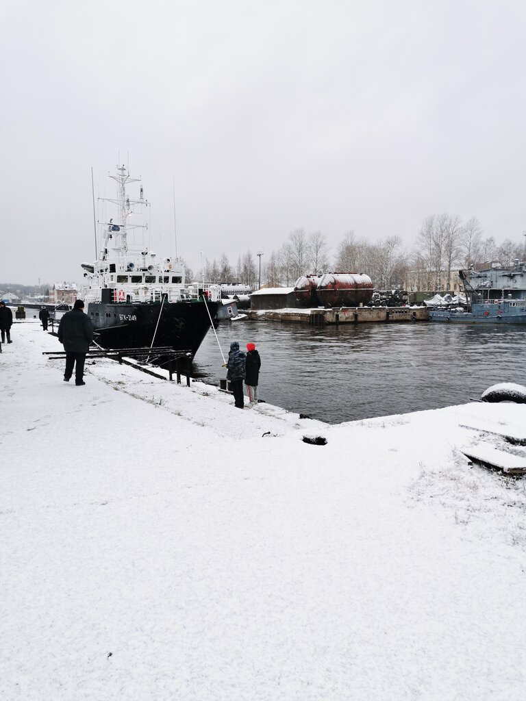 Hidrometeoroloji Gidrometeorologicheskaya stantsiya Lomonosov, Lomonosov, foto