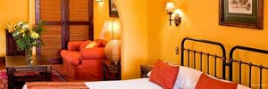 Santa Cruz Plaza (Región del Libertador General Bernardo O'Higgins, Provincia de Colchagua, Santa Cruz), otel  Santa Cruz'dan