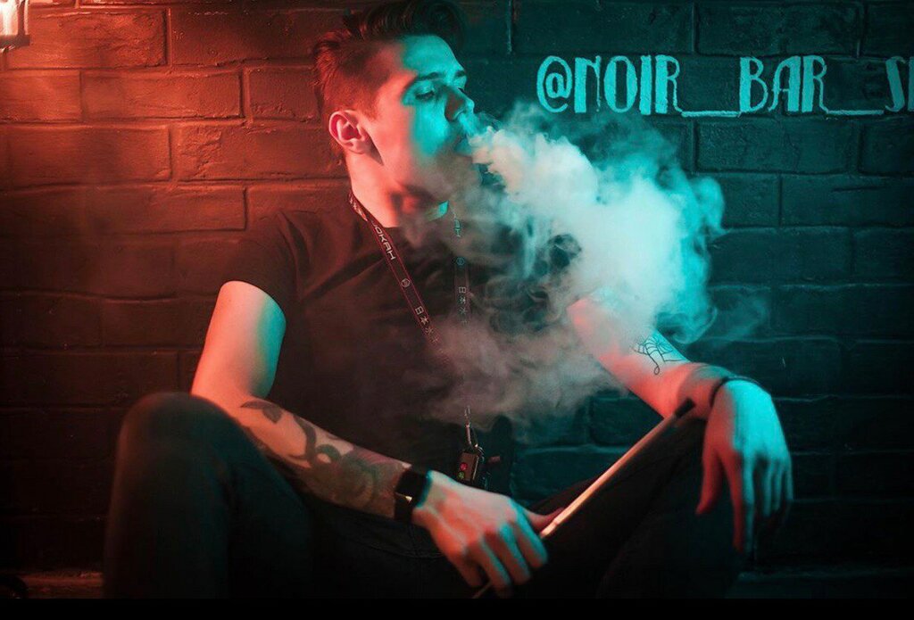 Nargile kafeler Noir Lounge, Saint‑Petersburg, foto