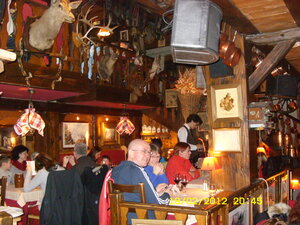 La Calèche (Rue du Docteur Paccard No:18, Chamonix-Mont-Blanc), restoran  Chamonix'den