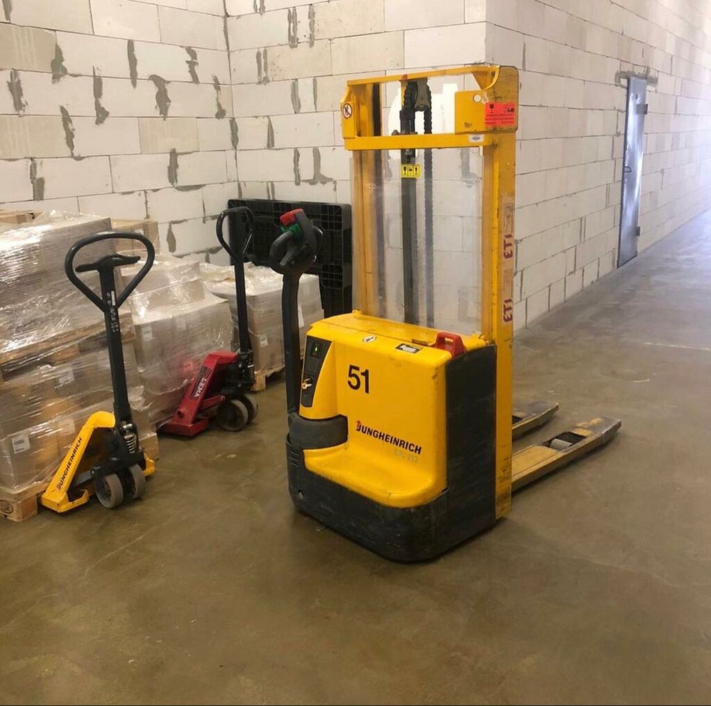 Özel tekniklerin onarımı Totaltehkom, Moskova, foto