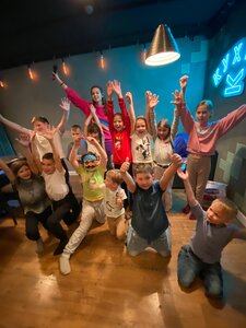 Cafe&bar Kuhnya (naberezhnaya imeni General-leytenanta M.M. Rudchenko No:1), kafe  Engels'ten