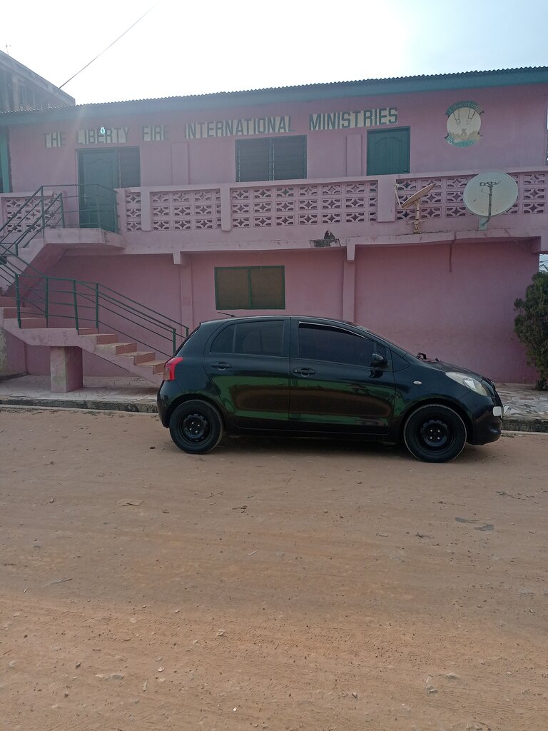 Dini dernekler Liberty Fire International Ministry, Akra, foto