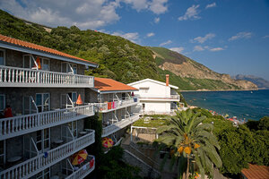 Hotel Poseidon (Budva, gorodskoye naselye Budva), otel  Dünya'dan