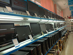 Bilgisayar mağazaları Positronica, Kirishi, foto