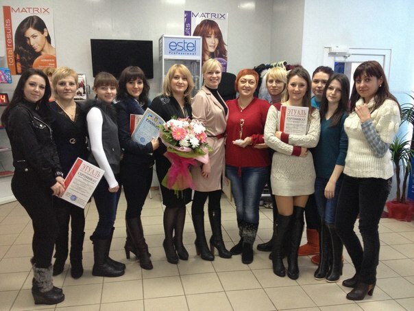 Kuaför meslek eğitimi Shkola parikmakherov Etual, Donetsk, foto