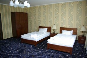 Гончарі (улица Михаила Дорошенко No:45, Белая Церковь), otel  Belaya Tserkov'dan