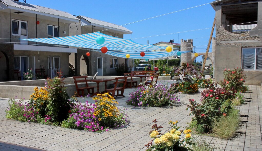 Kamp alanları Baza otdykha Globus, Kerson Bölgesi, foto