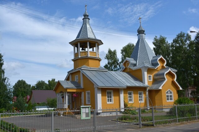 Ortodoks kiliseleri Tserkov Filippa Irapskogo v Kaduye, Vologodskaya oblastı, foto