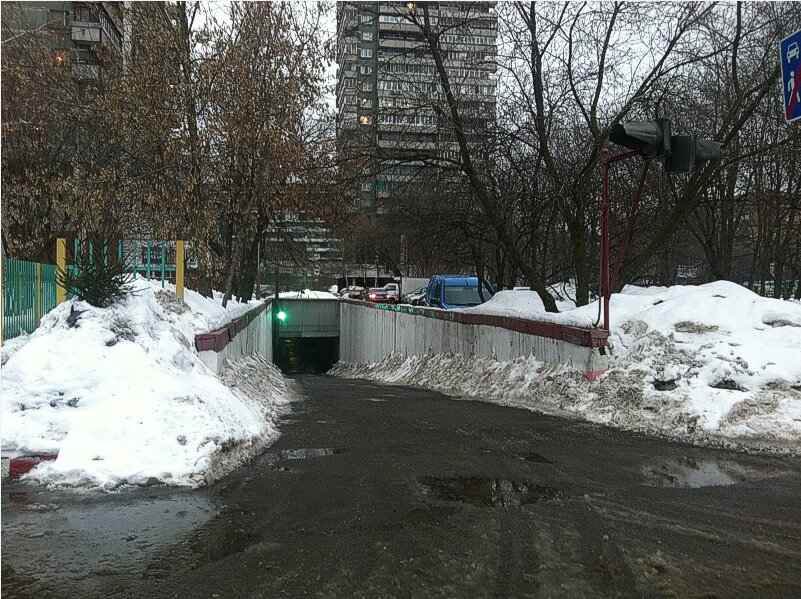 Garajlar Gsk Lebed, Moskova, foto