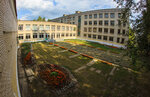 Srednyaya shkola № 6 imeni Podvoyskogo (Podvoyskogo Drive No:11), ortaokul  Yaroslavl'dan