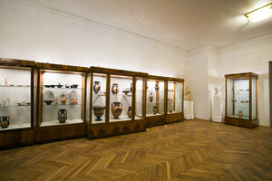 Voronezh Regional Art Museum named after I.N. Kramskoy (Revolution Avenue No:18Б, Voronezh), müzeler ve sanat galerileri  Voronej'den