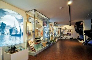 Museum Of The World Ocean, Main Building (Petra Velikogo Embankment No:1, Kaliningrad), müzeler ve sanat galerileri  Kaliningrad'dan