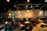 Pervaya lvovsky grilevoy restoratsiya myasa i spravedlivosti (Valova vulytsia No:20), restoran  Lviv'den