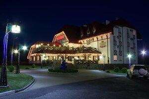 Gostinitsa Galitskaya korona (vulytsia Stepana Bandery No:86), restoran  Boryslav'dan