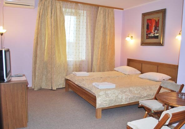 Otel Otel Monblan, Monastirishe, foto